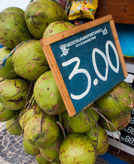 Cariocas and their Coconuts – Rio Locals Love Their Coconuts!