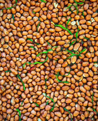 Traditional Roasted Spicy Peanuts Recipe for the Bia Hoi Snack