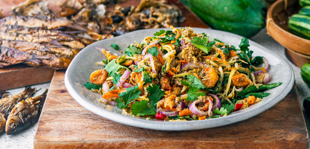 Green Mango Salad and Smoked Fish Recipe for Nhoam Svay