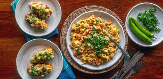 Akuri Recipe for Parsi Style Scrambled Eggs & Tomato & Coriander