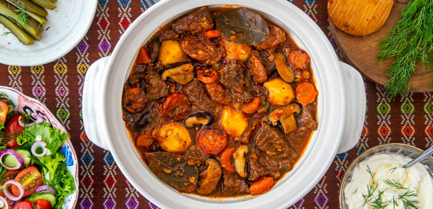 Russian Beef Stroganoff Recipe, a Retro Classic of Russian Nobles
