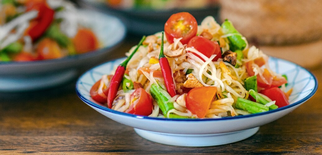 Thai Som Tam Recipe for a Classic Thai Green Papaya Salad