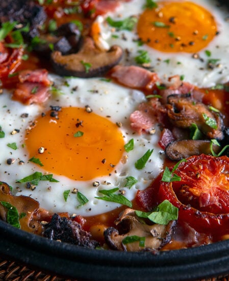 Full English Breakfast Recipe for a One-Pan British Fry-Up