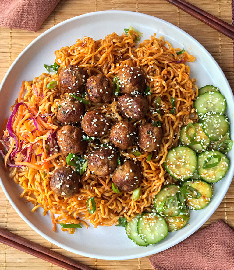 Spicy Ramen Noodles and Meatballs Recipe